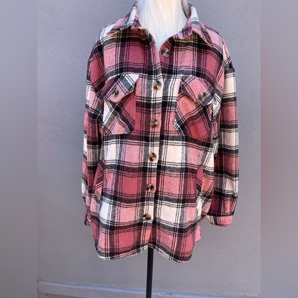 Active USA | Jackets & Coats | Active Usa Pink And Black Plaid Utility ...